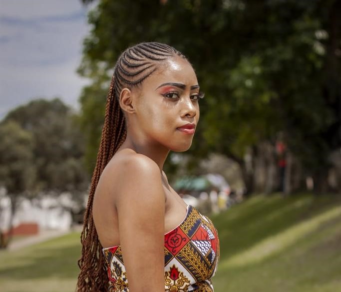 Thulile Mbuthuma Portfolio